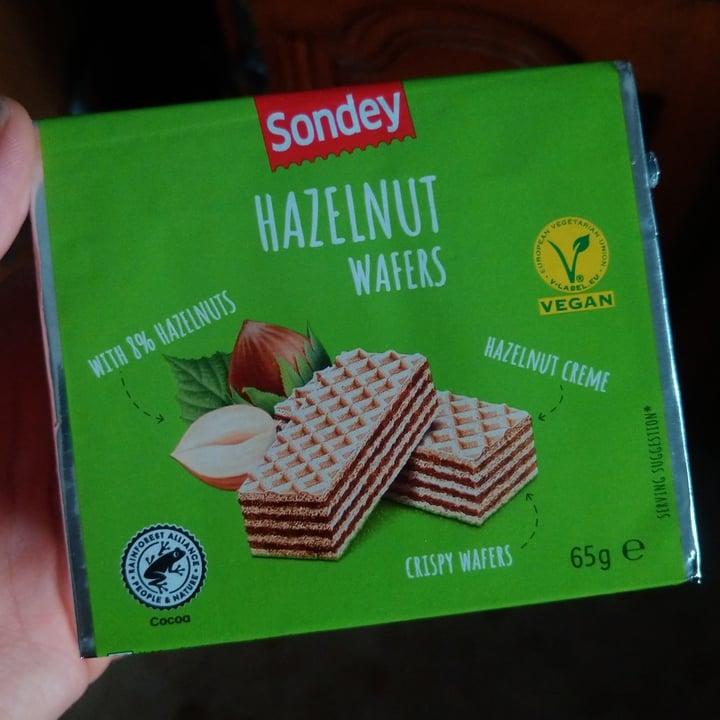 Sondey Hazelnut wafers Review | abillion