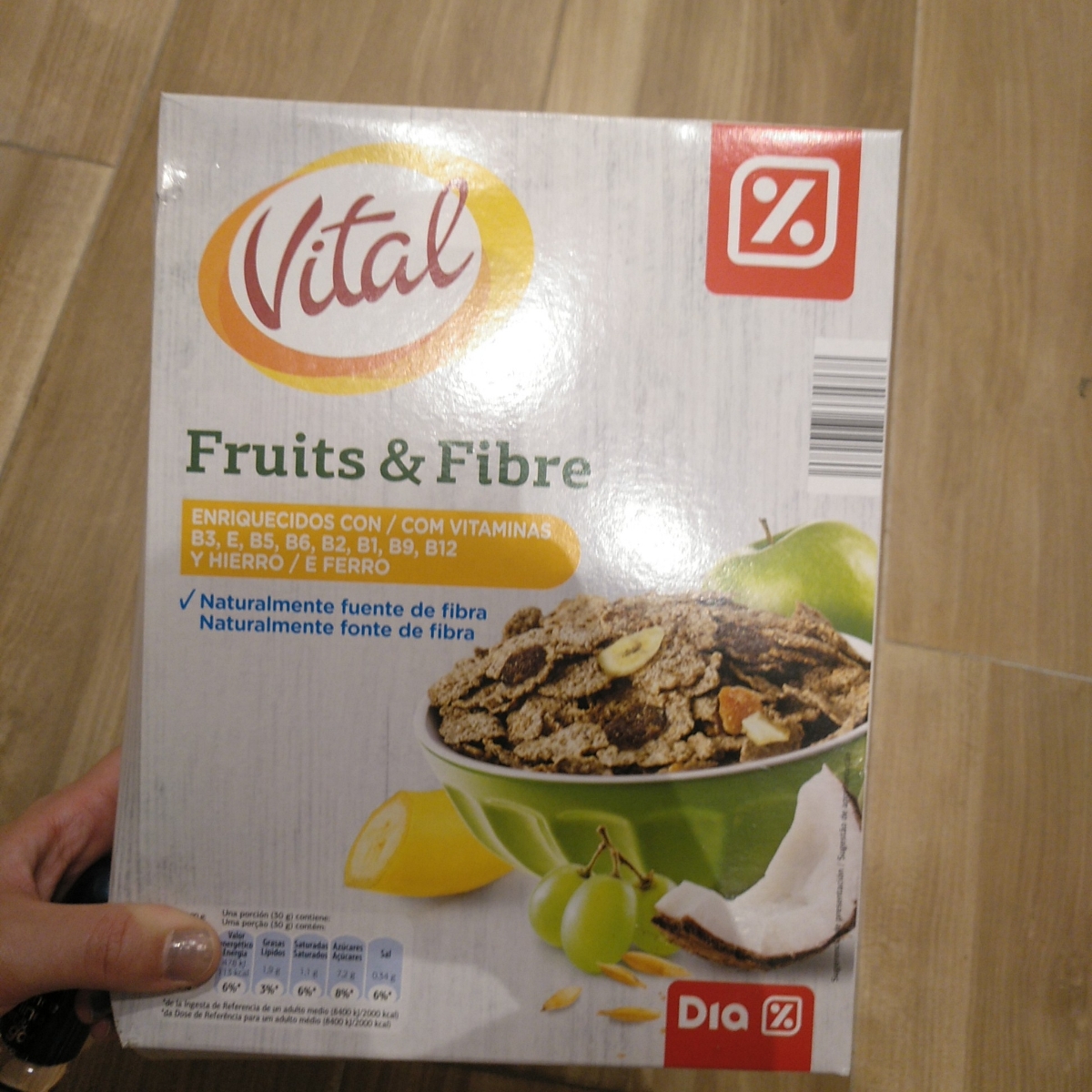 Flakes and fruits from Dia% - Vegan Product Reviews & Ratings | abillion