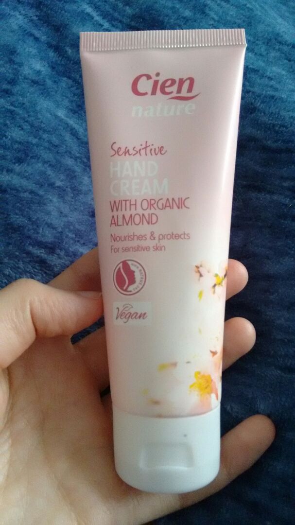 Sensitive Hand Cream Almond from Cien - Vegan Product Reviews & Ratings ...