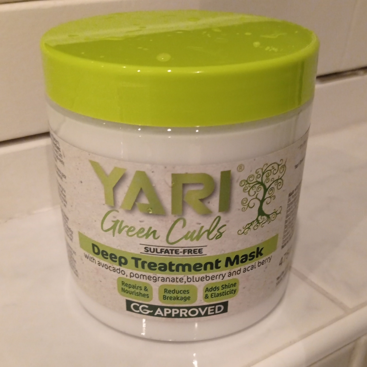 green curls hair mask from Yari - Vegan Product Reviews & Ratings ...