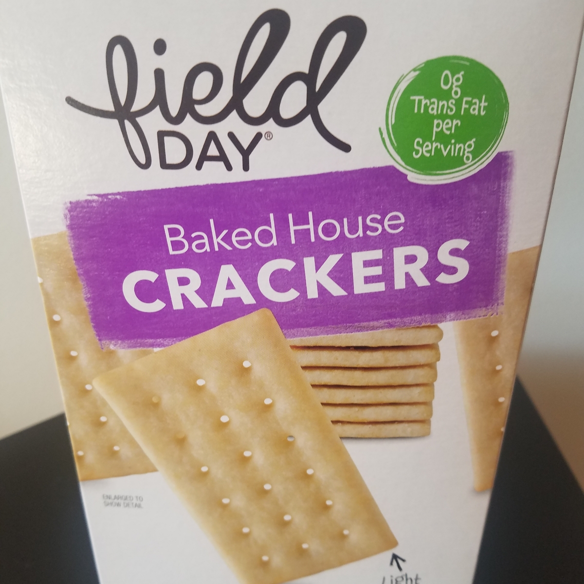 Crackers at Field Day - Review by @veganbylucianabene | abillion