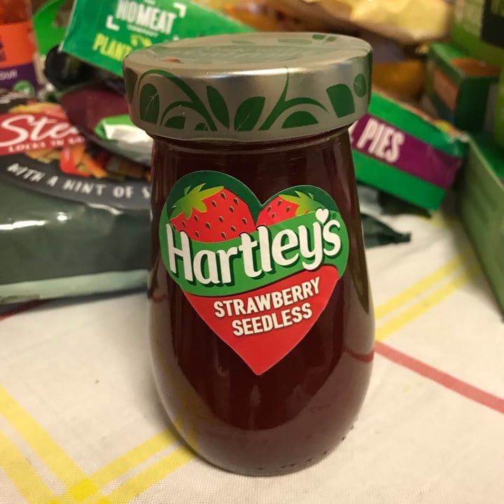 Hartley’s Strawberry Seedless Jam Review | abillion