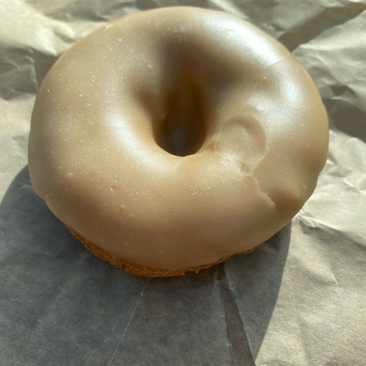 Whole Foods Market Vegan Maple Donut Review | abillion
