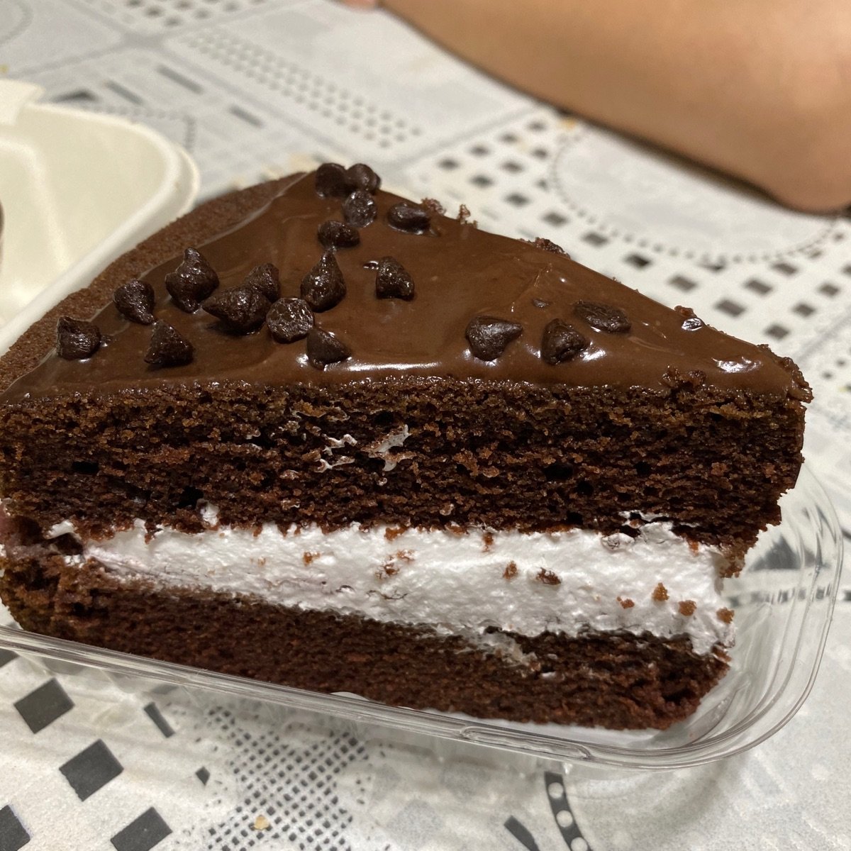 Pastel de chocolate from Radical foods - Vegan Product Reviews ...