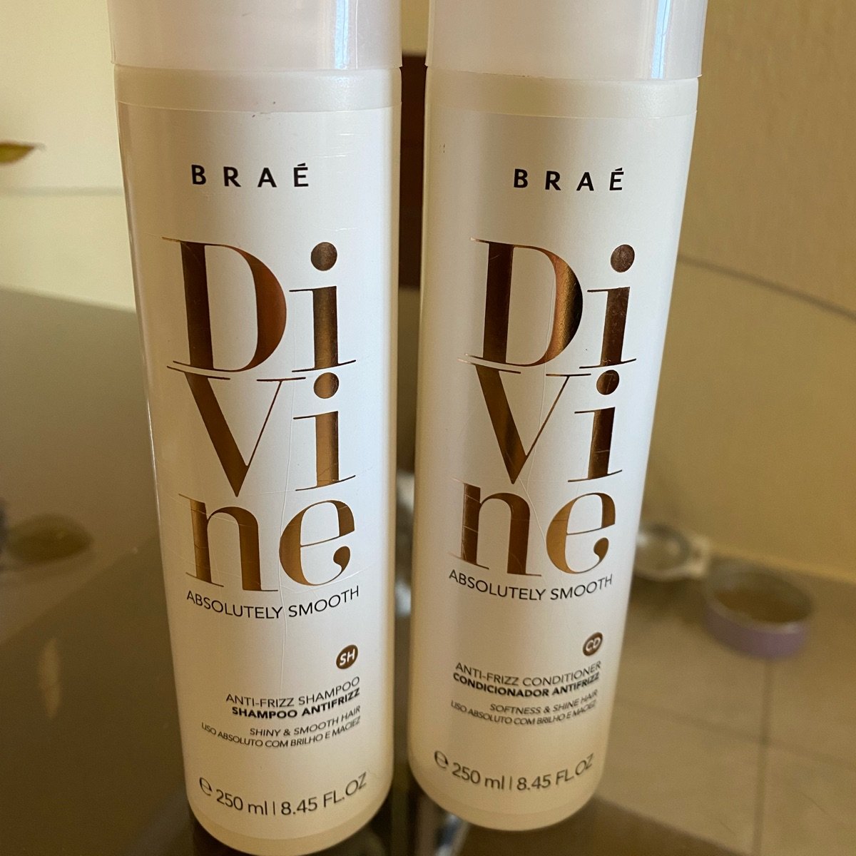 Divine Absolutely Smooth Shampoo from braé - Vegan Product Reviews ...
