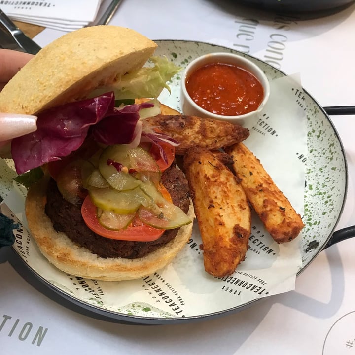 Tea connection Burger vegana Review | abillion