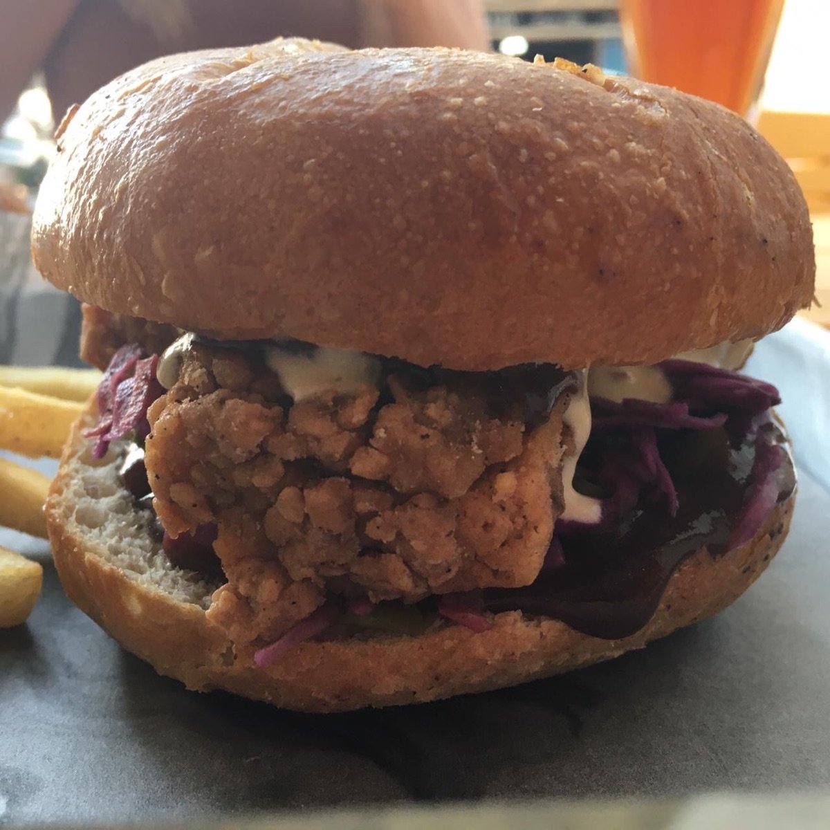 Hamburguesa BBQ BOM BOM at Fat Vegan - Review by @angelicadhays | abillion