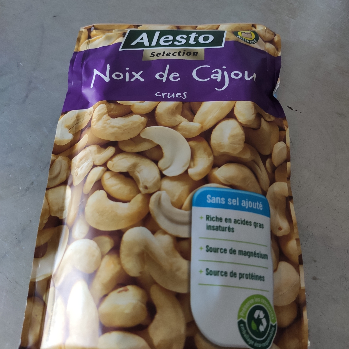 noix de cajou from Alesto - Vegan Product Reviews & Ratings | abillion