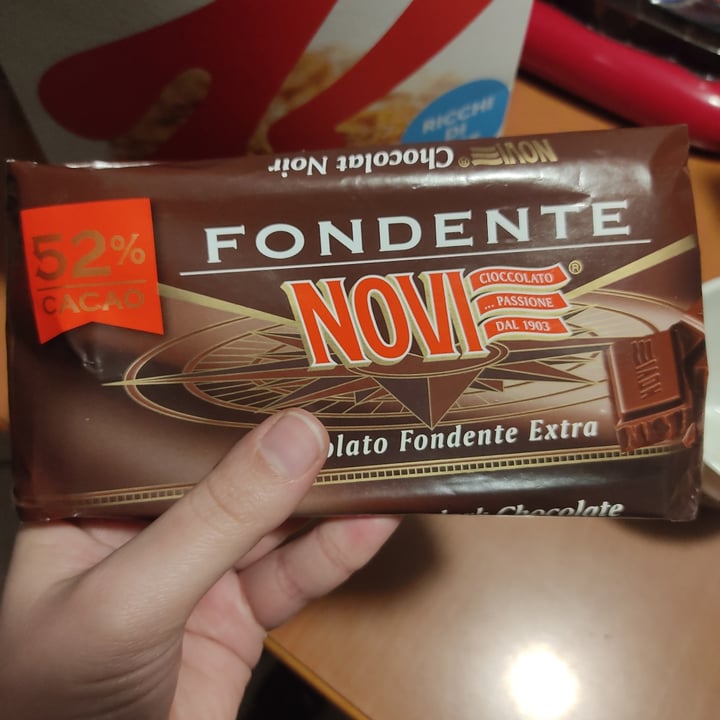 Novi Cioccolato Fondente Extra 52% Review | abillion
