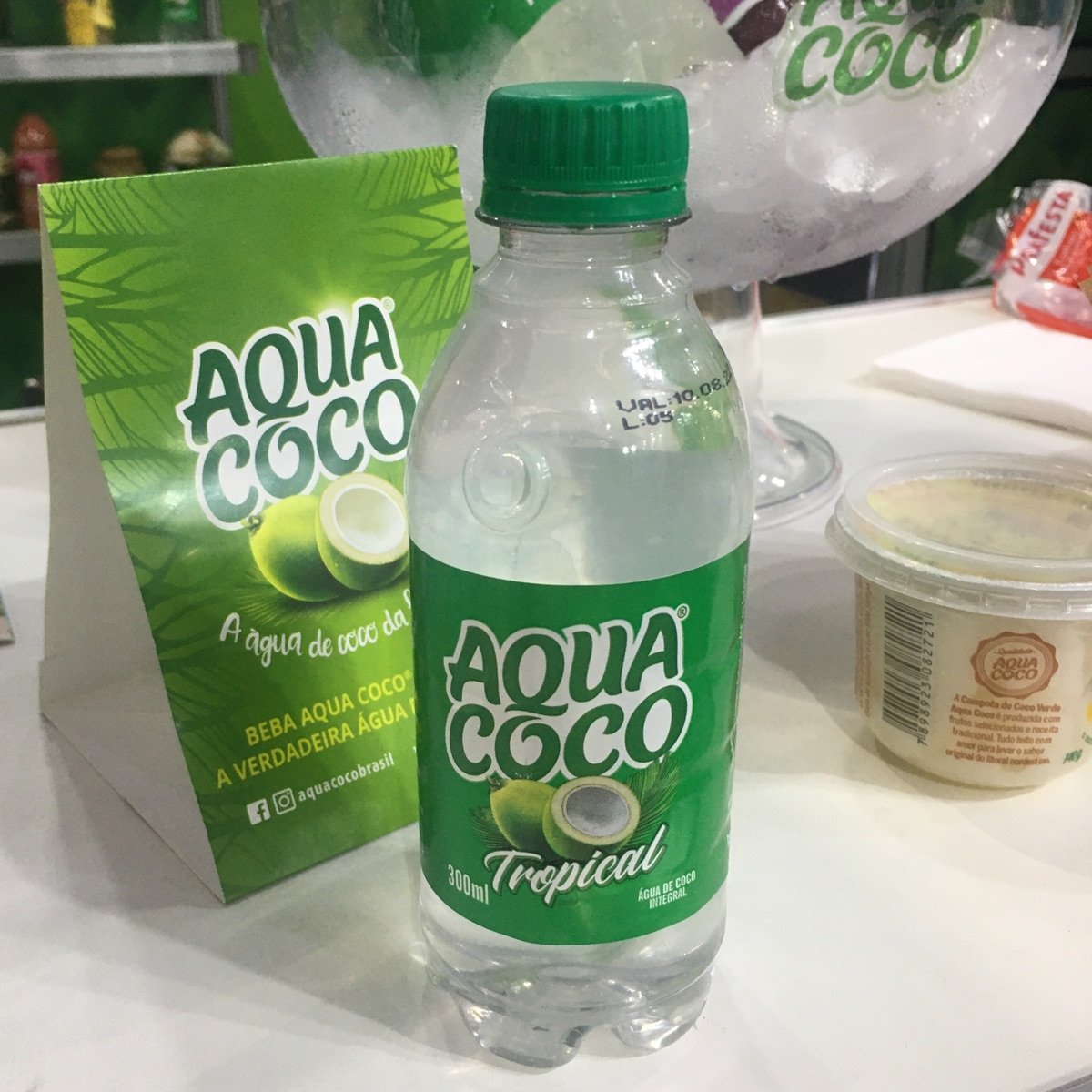 Água de Coco Tradicional from Aqua Coco - Vegan Product Reviews ...