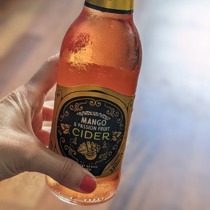Wild Panther Mango cider Review | abillion