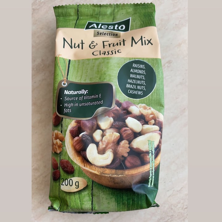 Alesto Fruit & Nut Mix Classic Review | abillion
