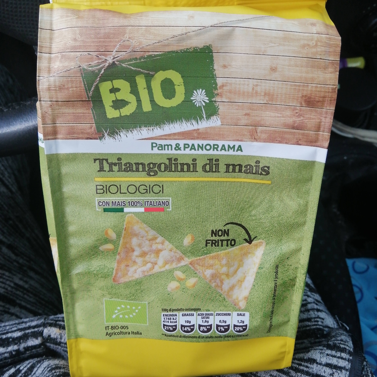 Triangolini di mais from Pam E Panorama Bio - Vegan Product Reviews ...