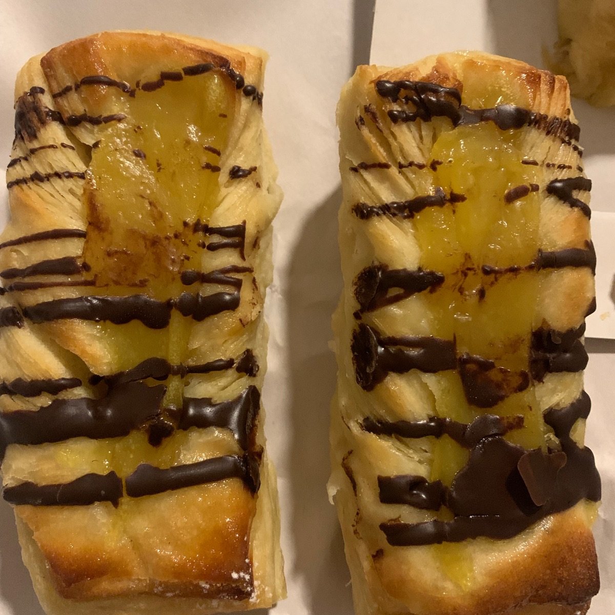 Facturas con Crema Pastelera from Veg N' Sweet - Vegan Product Reviews ...