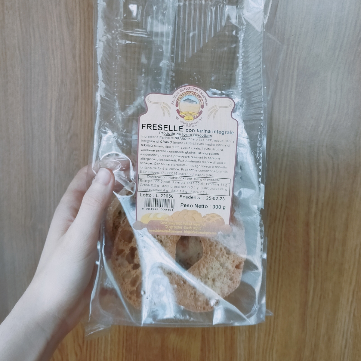 Freselle Integrali from L’abbondanza del pane - Vegan Product Reviews ...