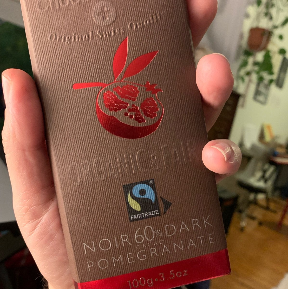 Chocolate Negro Con Granada from Chocolat Stella - Vegan Product ...