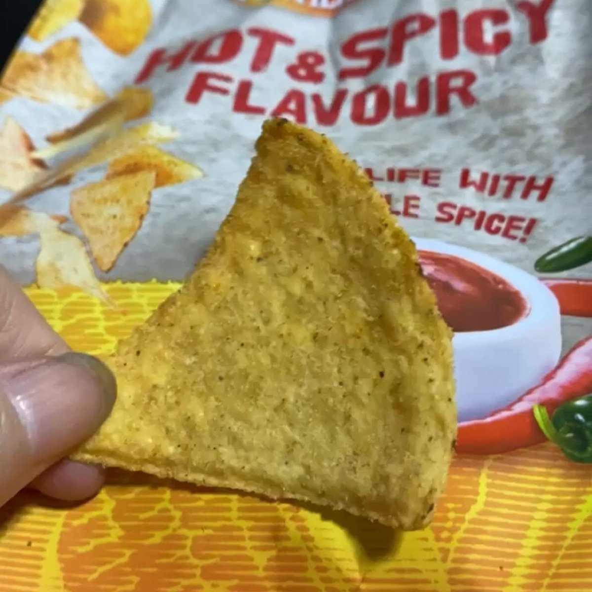 Tortilla Chips Hot & Spicy Flavour from Mission Foods - Vegan Product ...