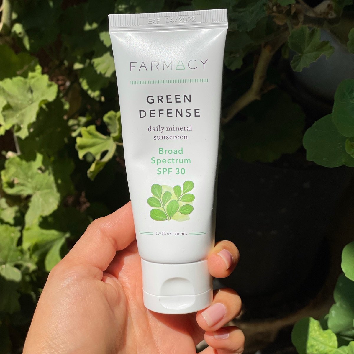 Green Defense daily mineral sunscreen from Farmacy Skincare - Vegan ...