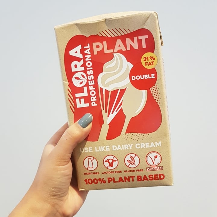 Flora Flora Professional 31% Fat Plant Cream Review | abillion