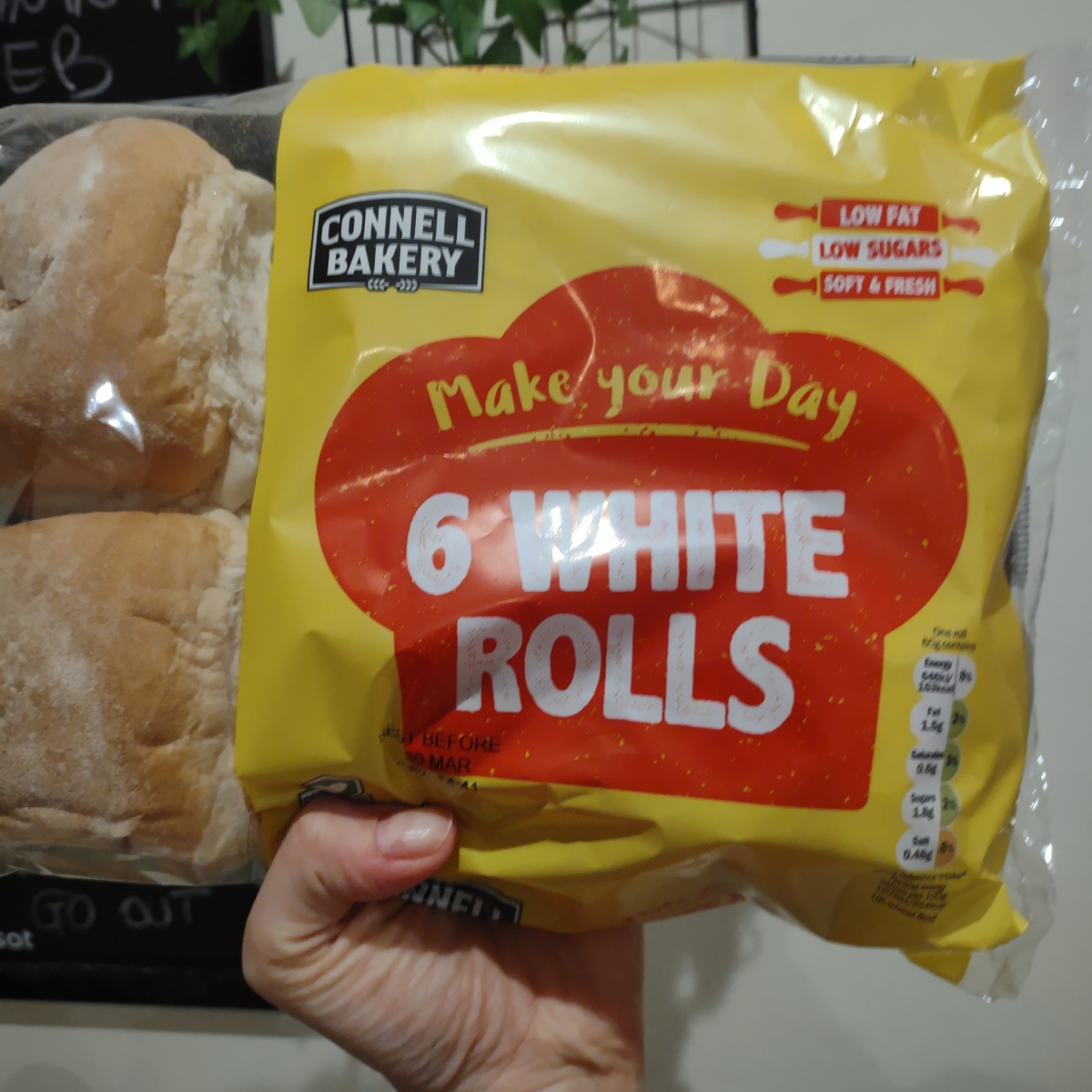 6 white Rolls from Connell bakery - Vegan Product Reviews & Ratings ...