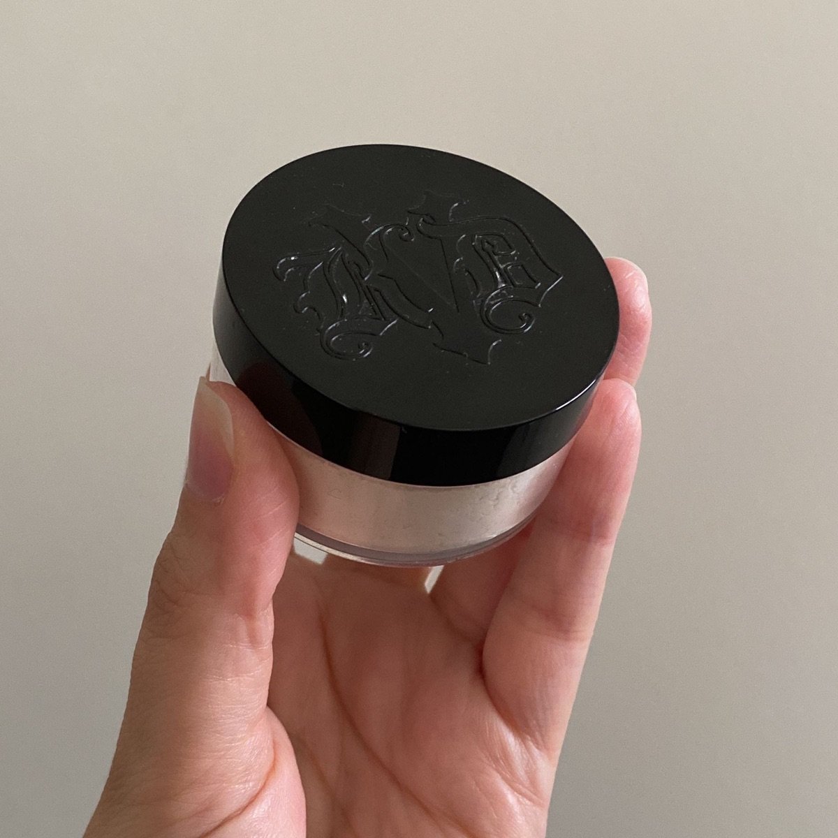 KVD Beauty lock it powder 评价 | abillion