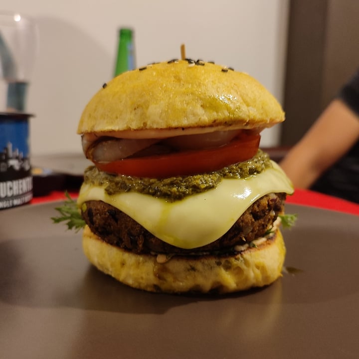 Vemondo Vegan Slices Cheese Flavor Review | abillion