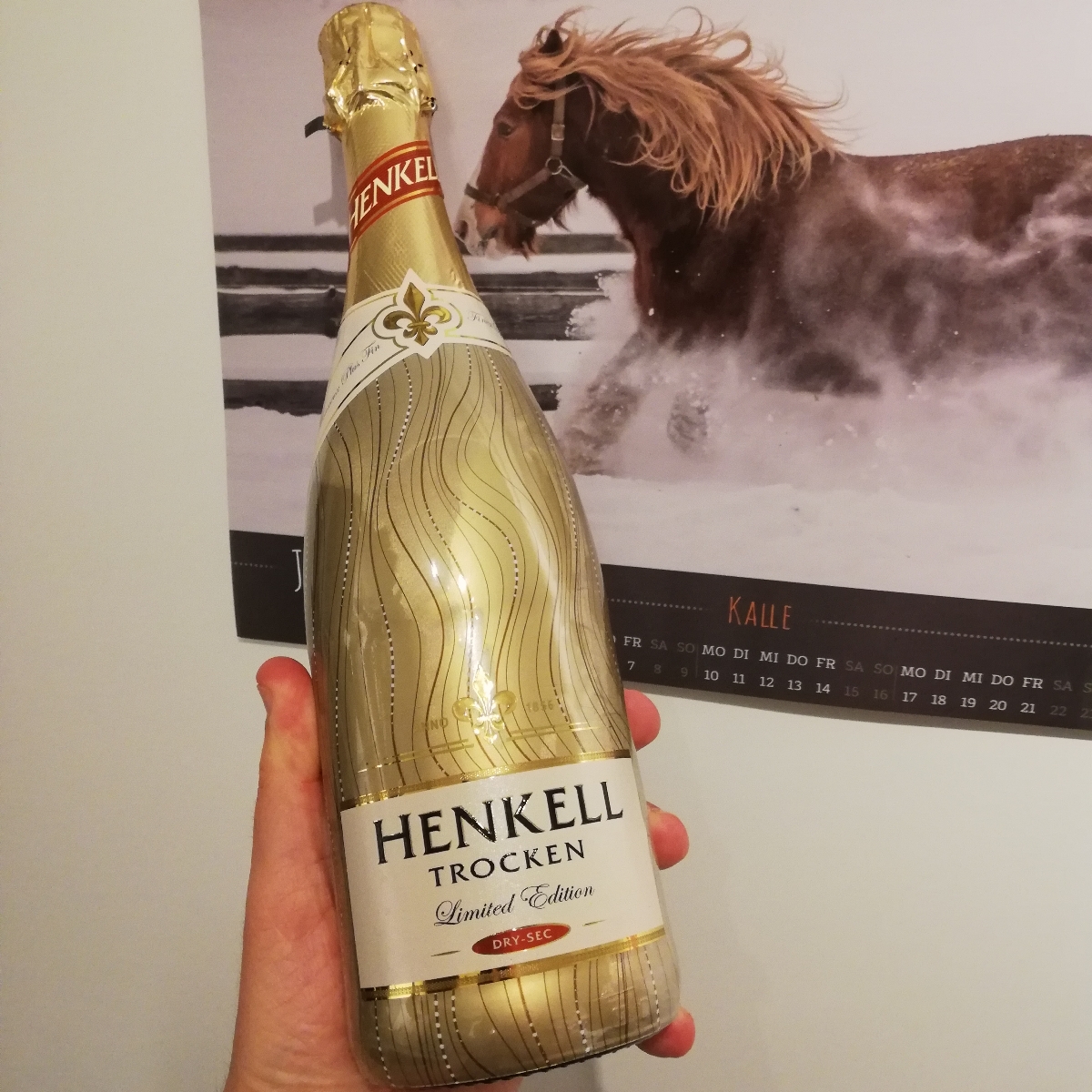Henkell Sekt trocken Limited Edition Reviews | abillion