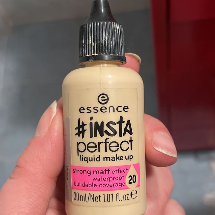 Essence Insta perfect liquid makeup Review | abillion