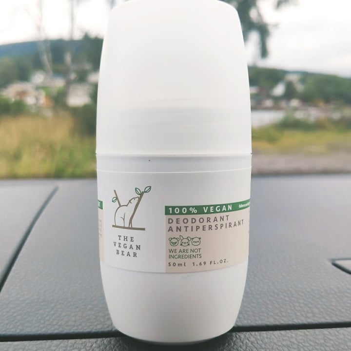 The Vegan Bear Deodorant Review | abillion