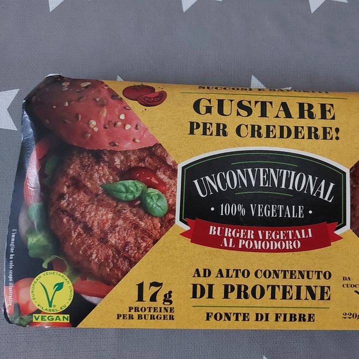 Unconventional Burger Vegetale Al Pomodoro - Tomato Burger Review ...