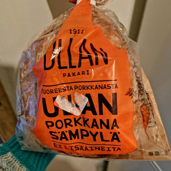 Ullan Pakari Porkkanasämpylä Review | abillion