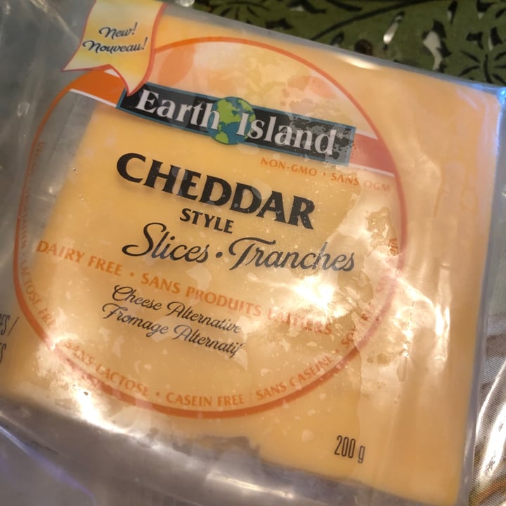 Earth Island Cheddar Style Slices Review | abillion
