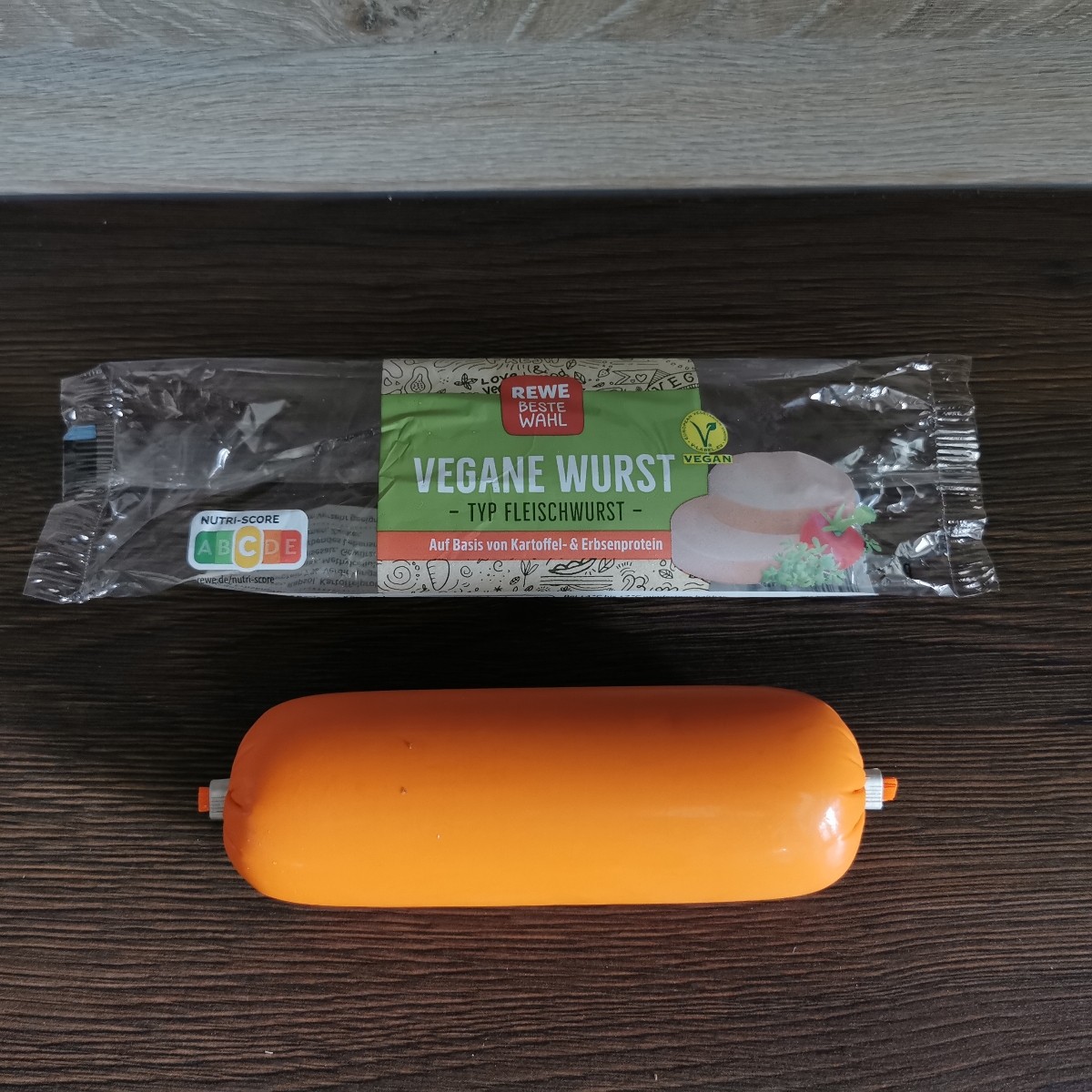 Vegane wurst typ Fleischwurst from REWE Beste Wahl - Vegan Product ...