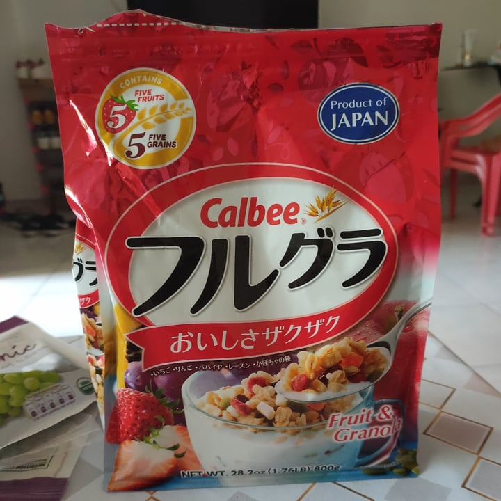 Calbee Fruits & Granola Review | abillion