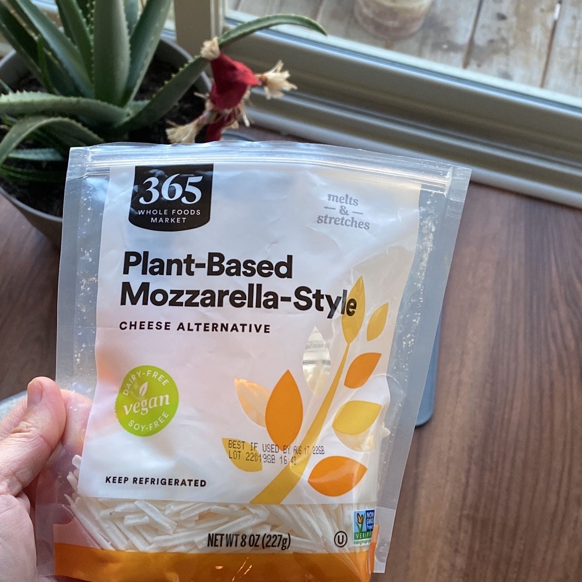 plant based mozzarella style from 365 Whole Foods Market - Vegan ...
