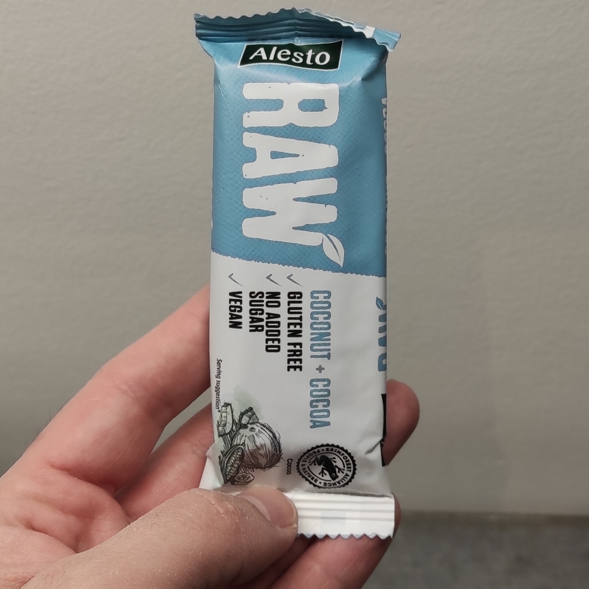 Alesto Coconut Cocoa Raw Bar Reviews | abillion