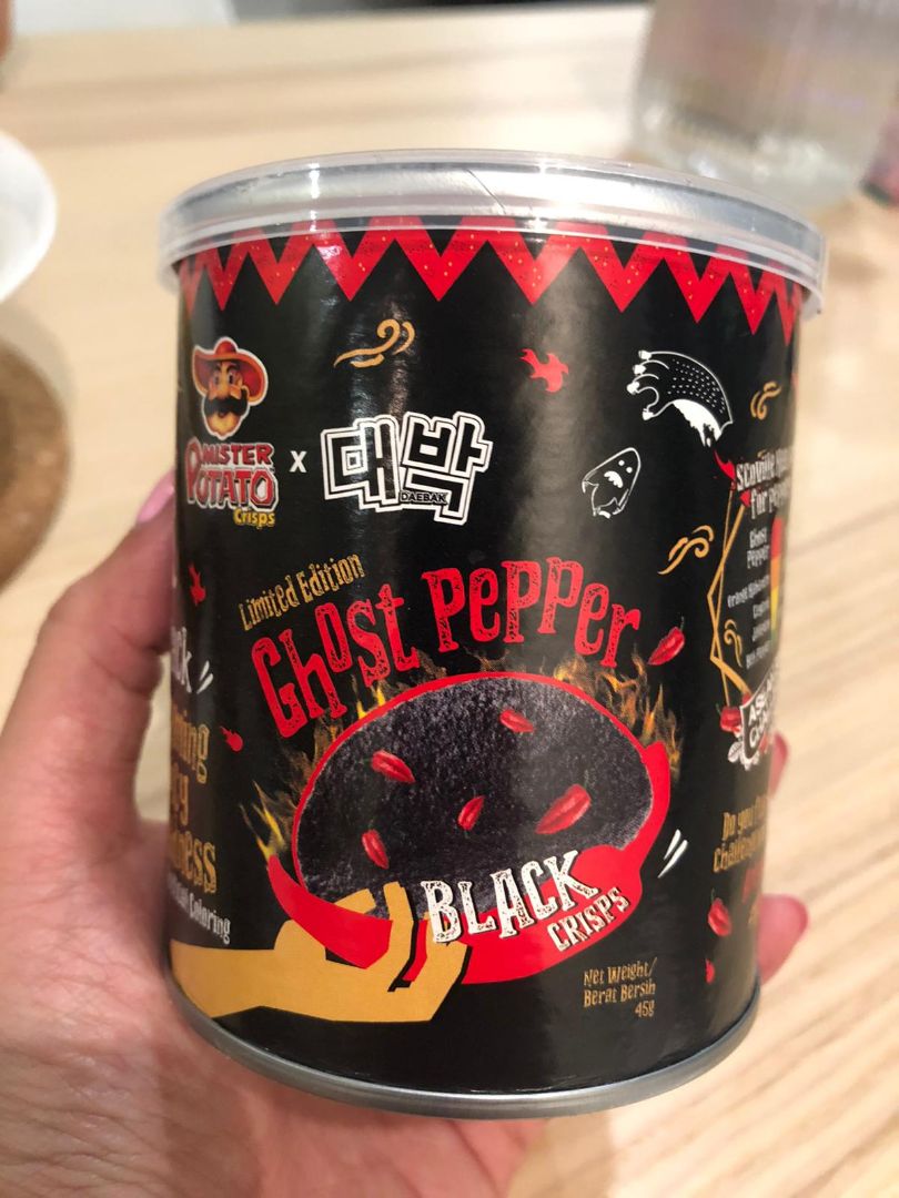 Ghost Pepper Black Crisps from Mister Potato - Vegan Product Reviews ...