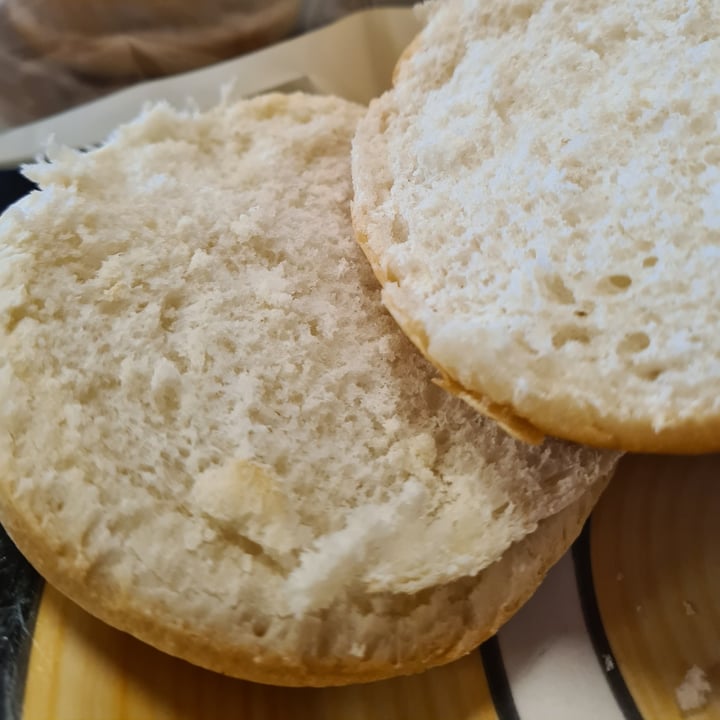 The Bakery @ Checkers Regular White Buns Review | abillion