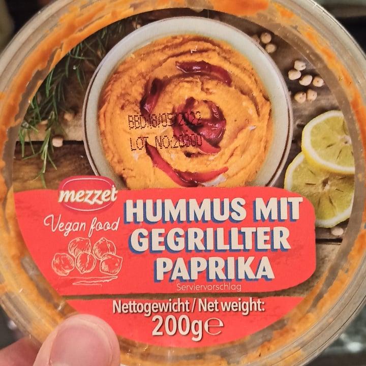 Mezzet Paprika Hummus Review | abillion