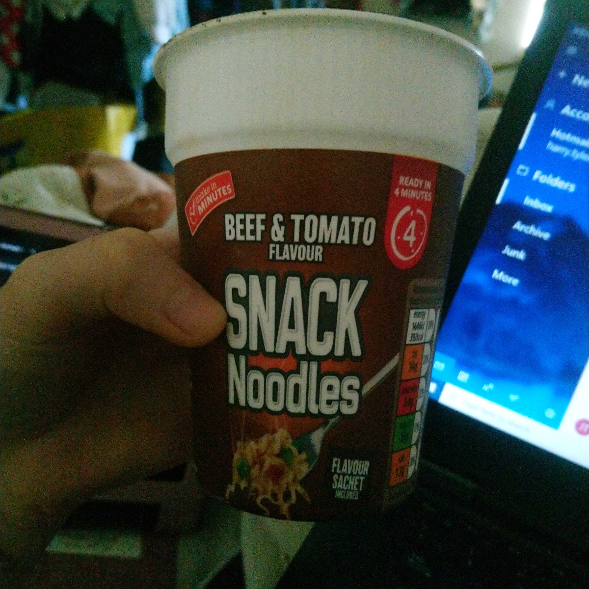 Beef & tomato snack noodles from ALDI - Vegan Product Reviews & Ratings ...