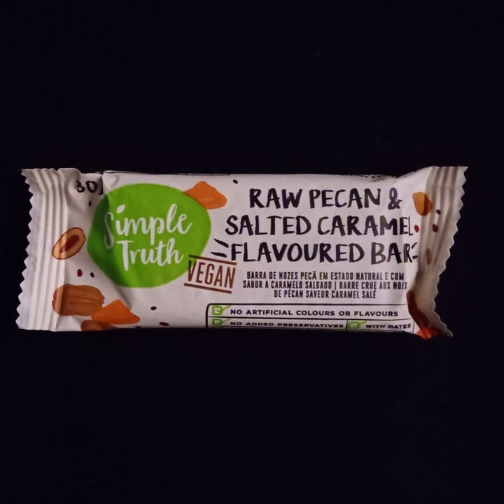Simple Truth Raw Pecan & Salted Caramel Flavoured Bar Review | abillion