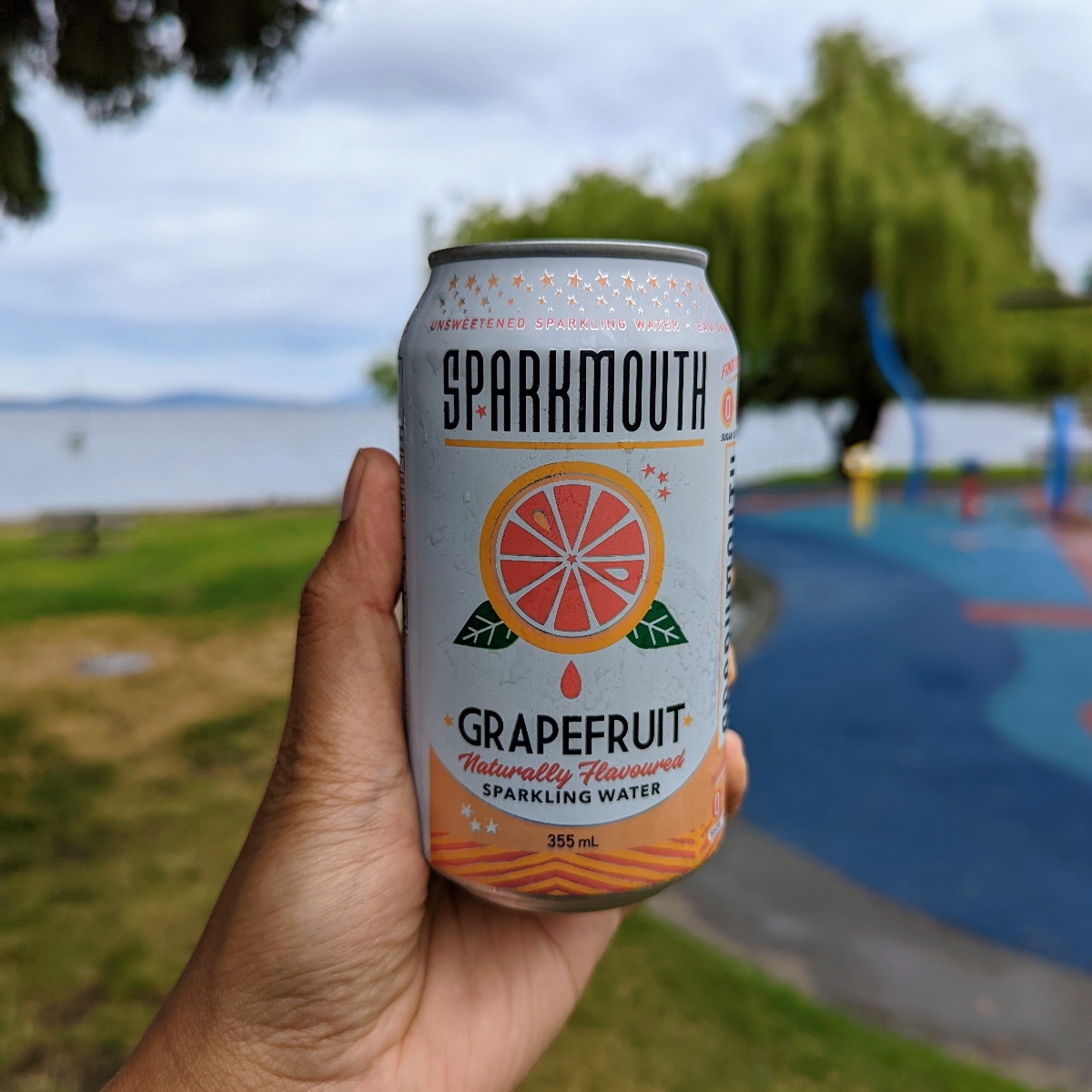 Sparkmouth - Grapefruit Sparkling Water Review | abillion