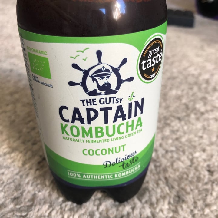 The Gutsy Captain Kombucha coconut Review | abillion