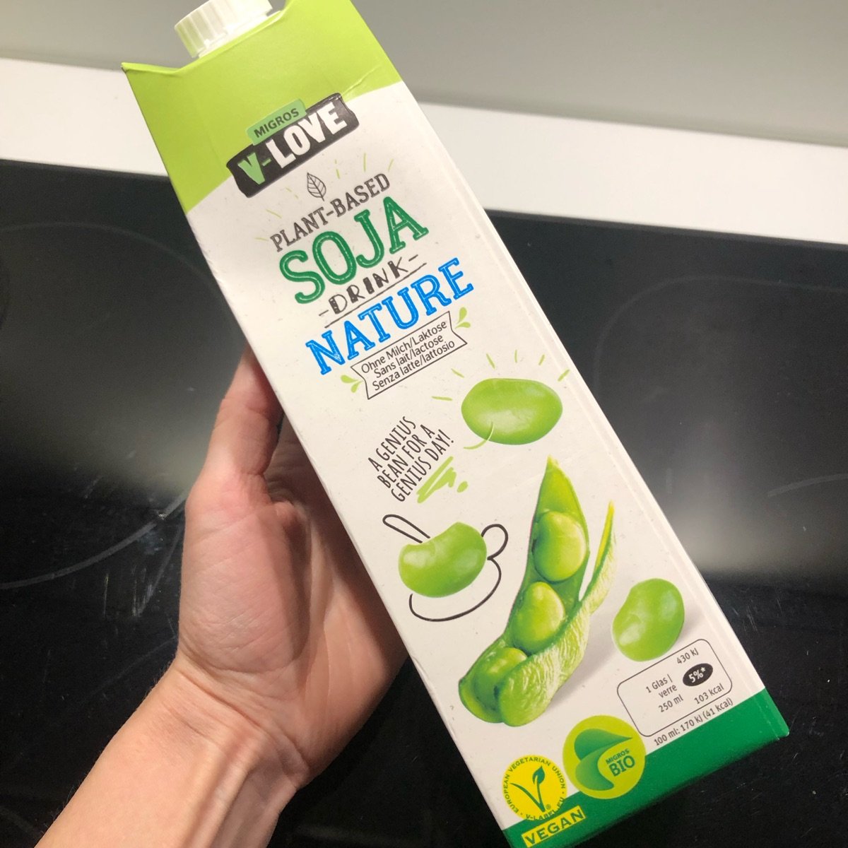 Soja drink from Migros V-Love - Vegan Product Reviews & Ratings | abillion