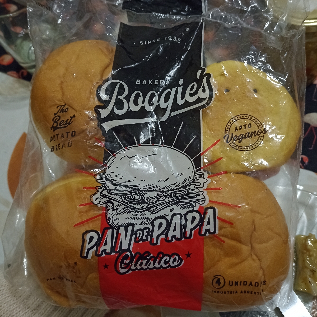 Pan De Papa Clásico from Boogies bakery - Vegan Product Reviews ...