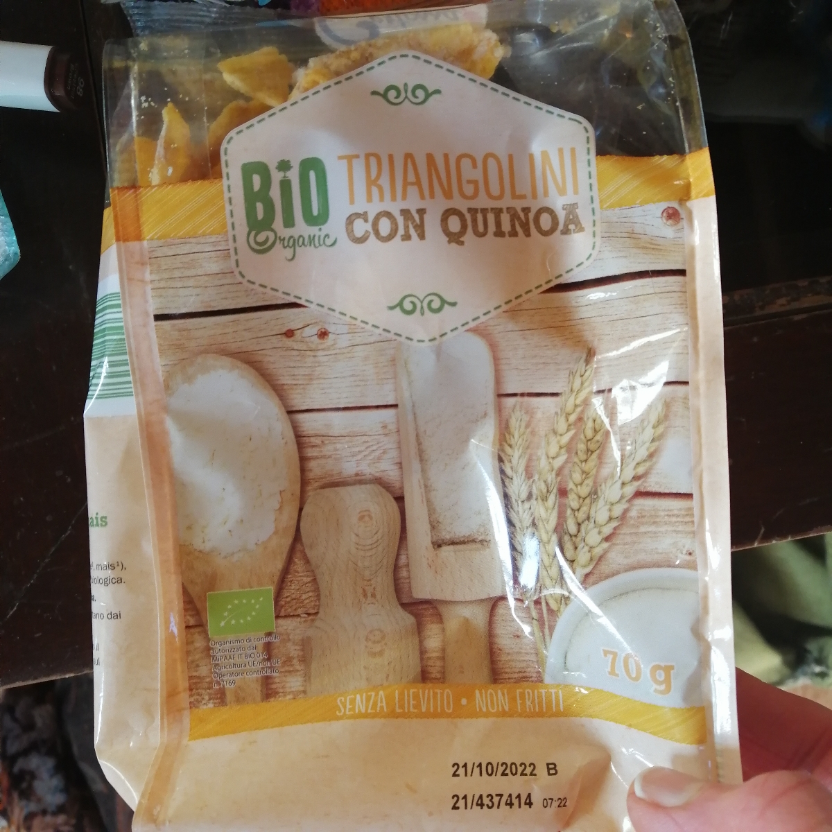 Triangolini di quinoa from Bio-organic - Vegan Product Reviews ...