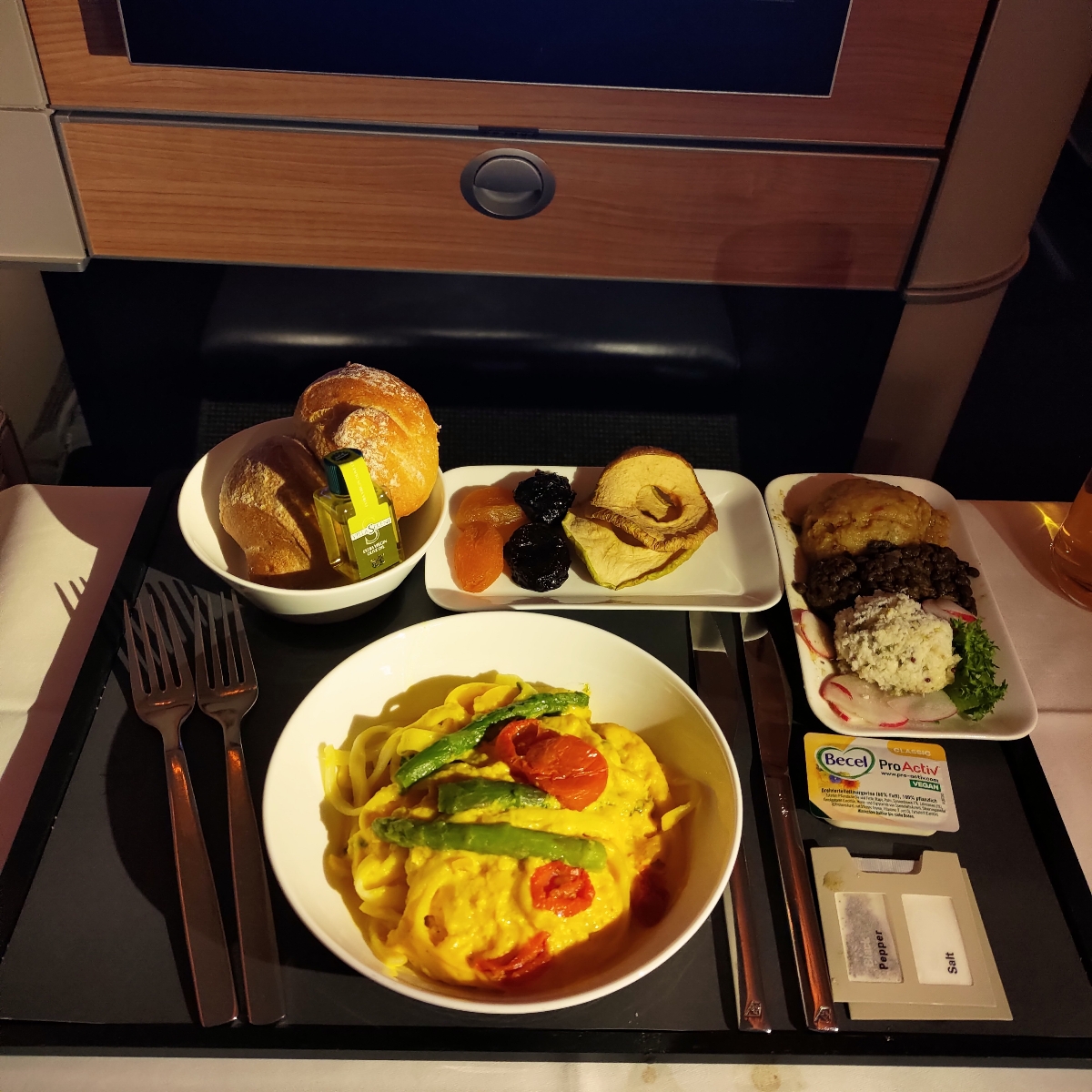 Swiss Air Vegetarian/Vegan Meal (VGML) (Business Class) Reviews | abillion
