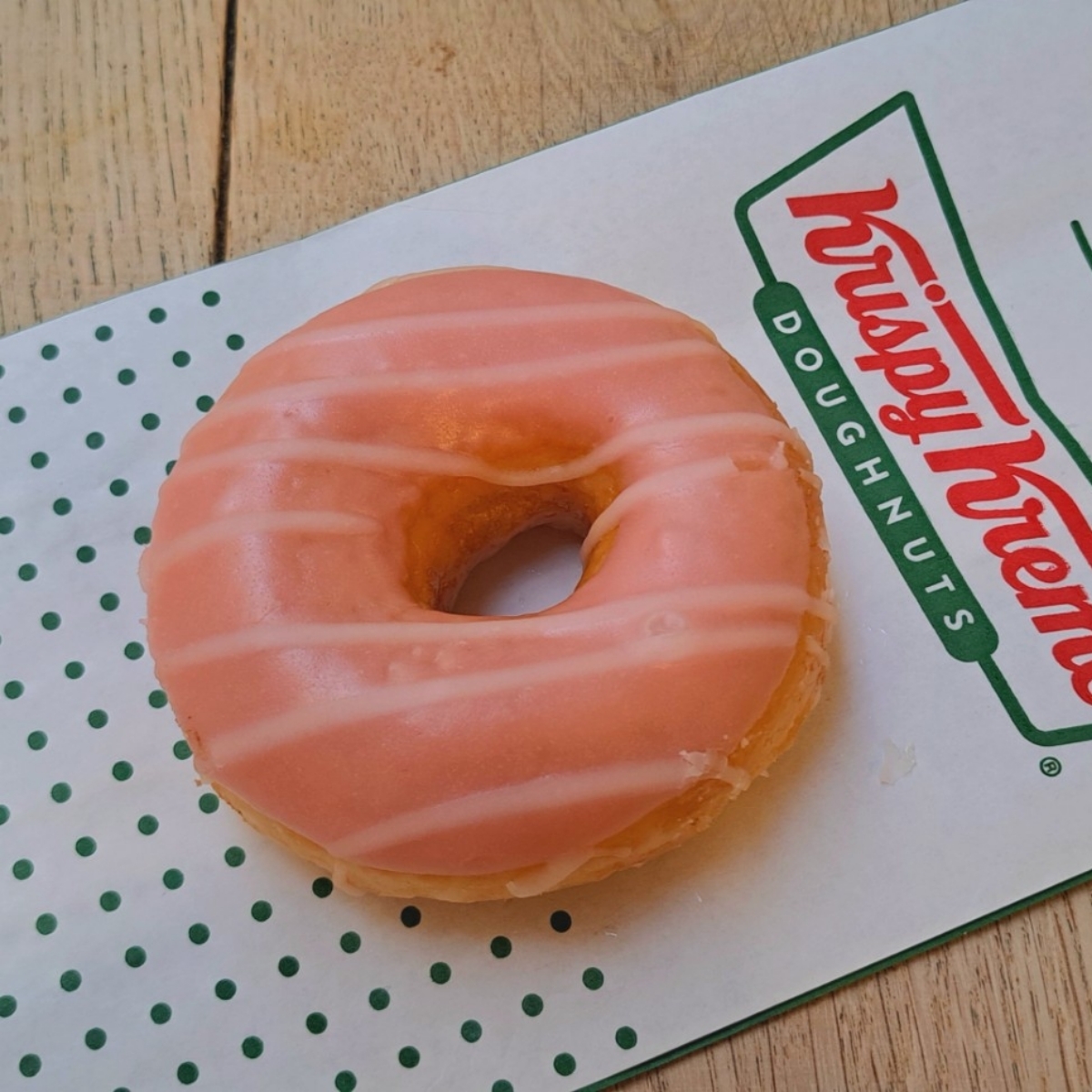 Strawberry Iced Ring from Krispy Kreme - Vegan Product Reviews ...