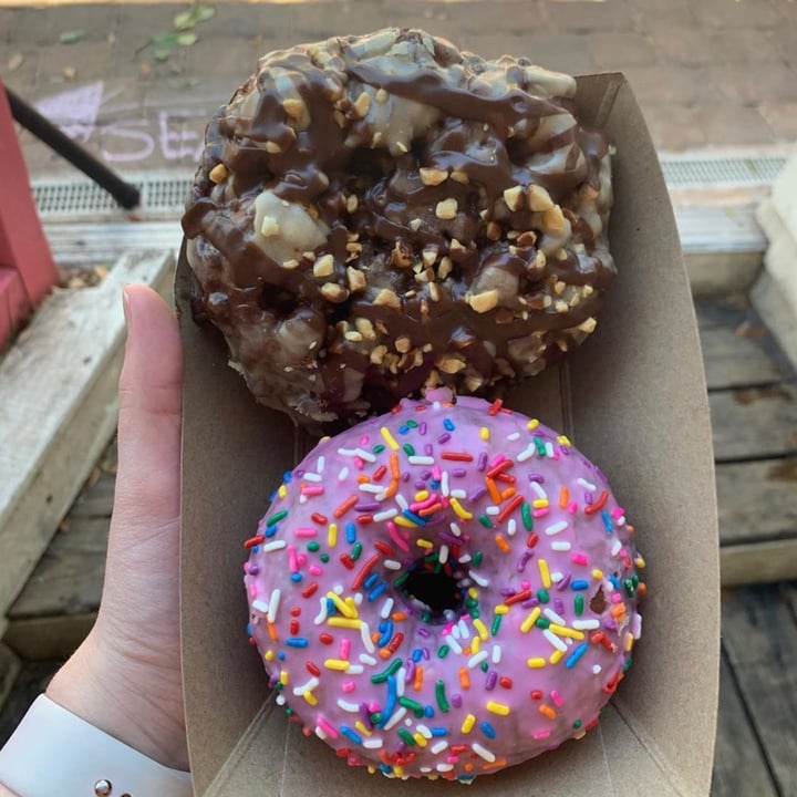 Golden Dinosaurs Vegan Deli Gulfport, United States Donuts Review ...
