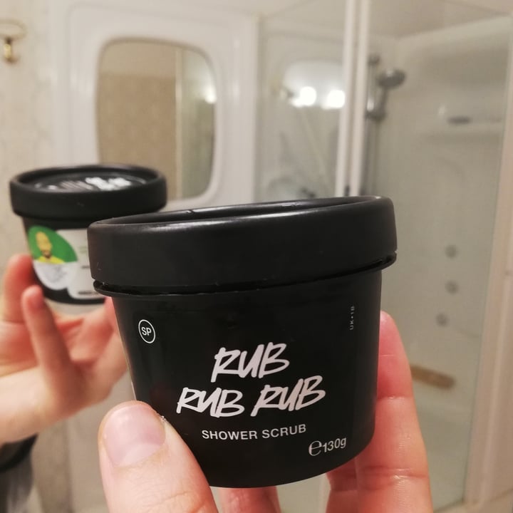 LUSH Fresh Handmade Cosmetics Rub Rub Rub Review | abillion